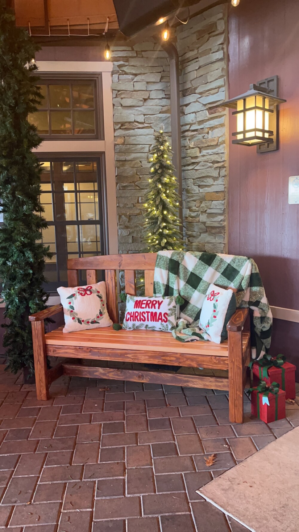 Santa Suite | The Pine Barn Inn
